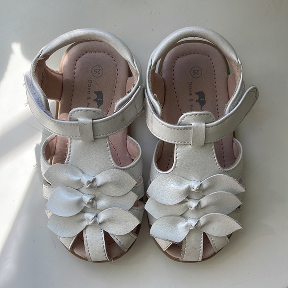 Shoes | Floor Sample White Sandals For Girls | Poshmark